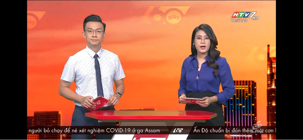 Chị MC dẫn chương trình 60s HTV7 hôm nay ăn mặt mát thế :sexy: | theNEXTvoz
