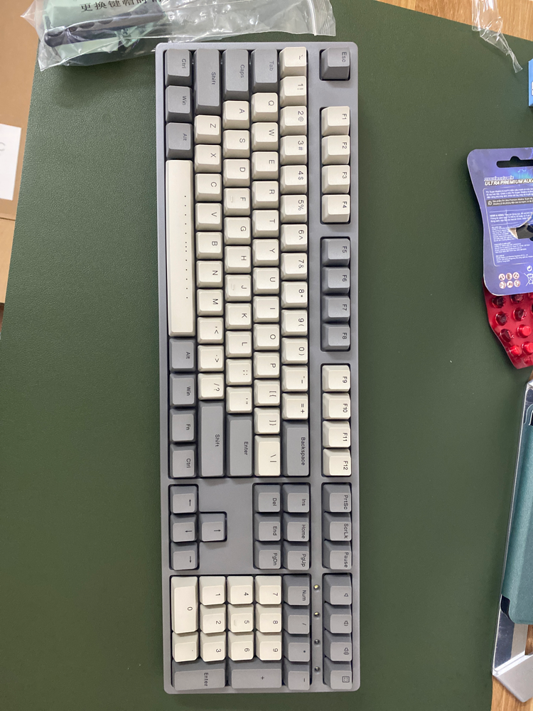 HN - Phím iKBC W210 bản không dây màu retro | VOZ